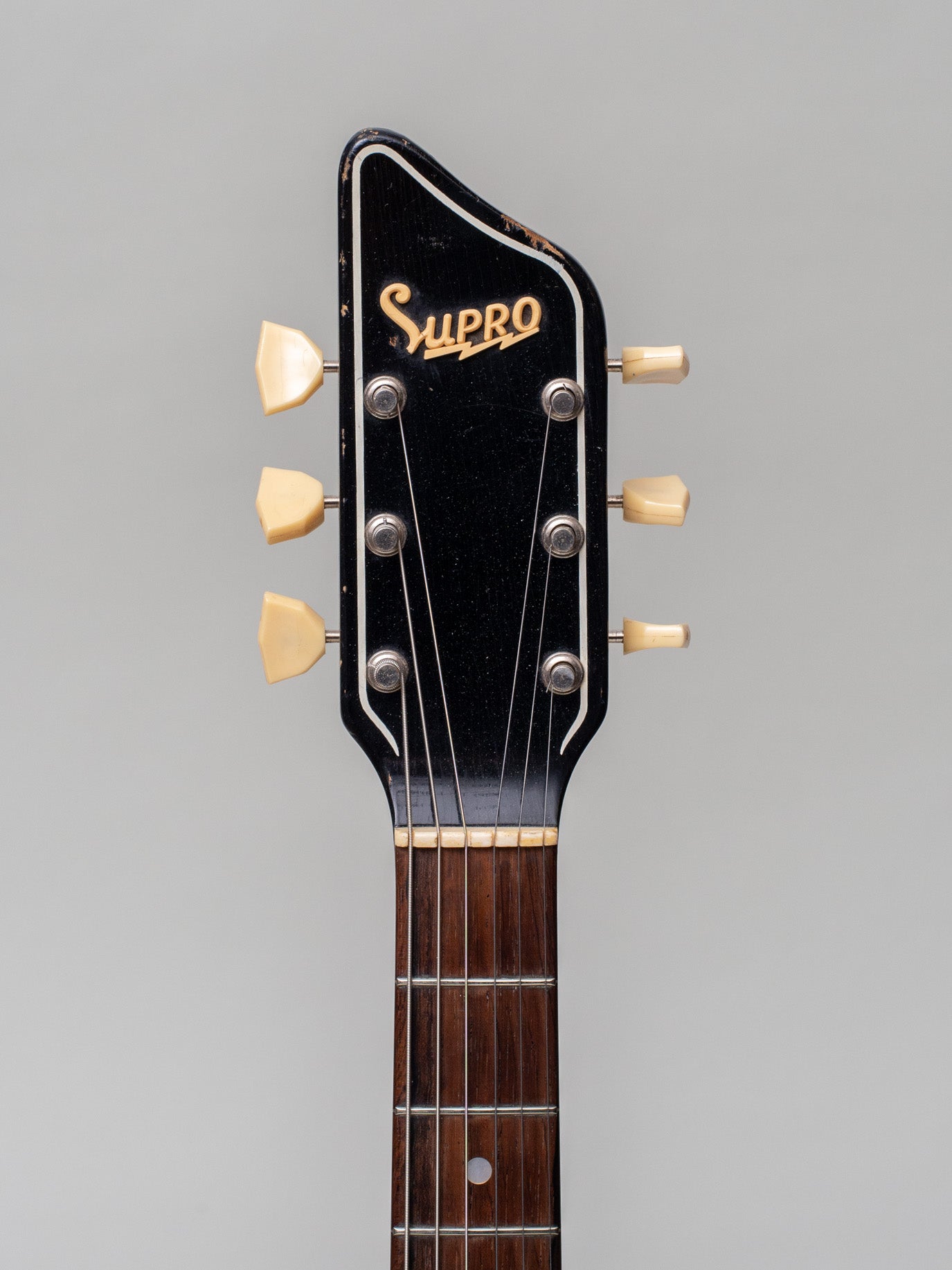 1960 Supro Sahara – TR Crandall Guitars